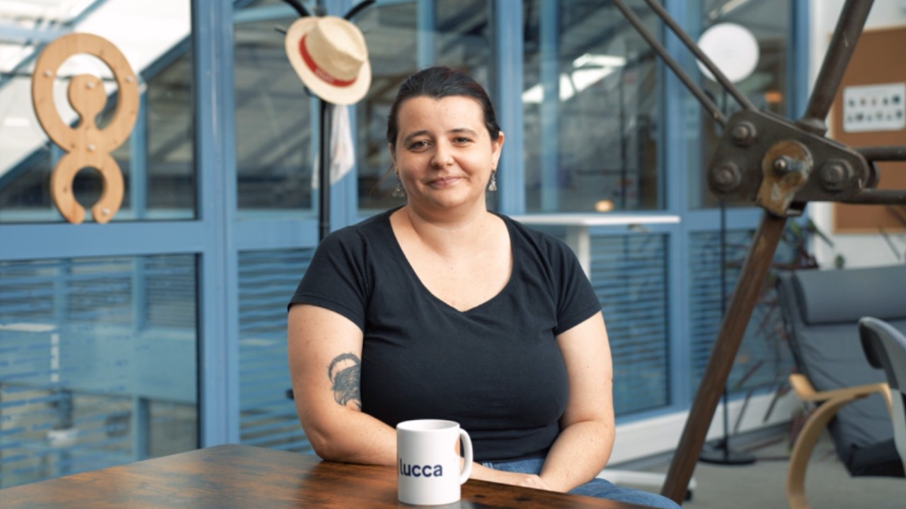 La place de l’humain chez Lucca, du service aux services - Pleyce